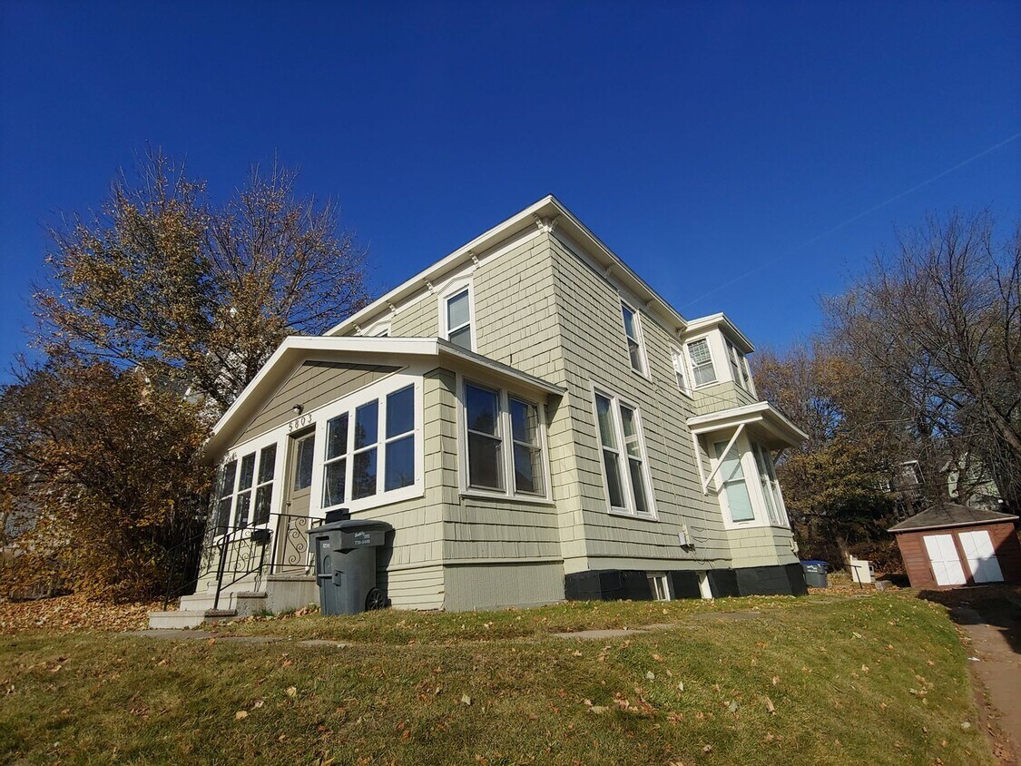 5803 Olney St Unit #1, Duluth, MN 55807 - Room for Rent in Duluth, MN ...
