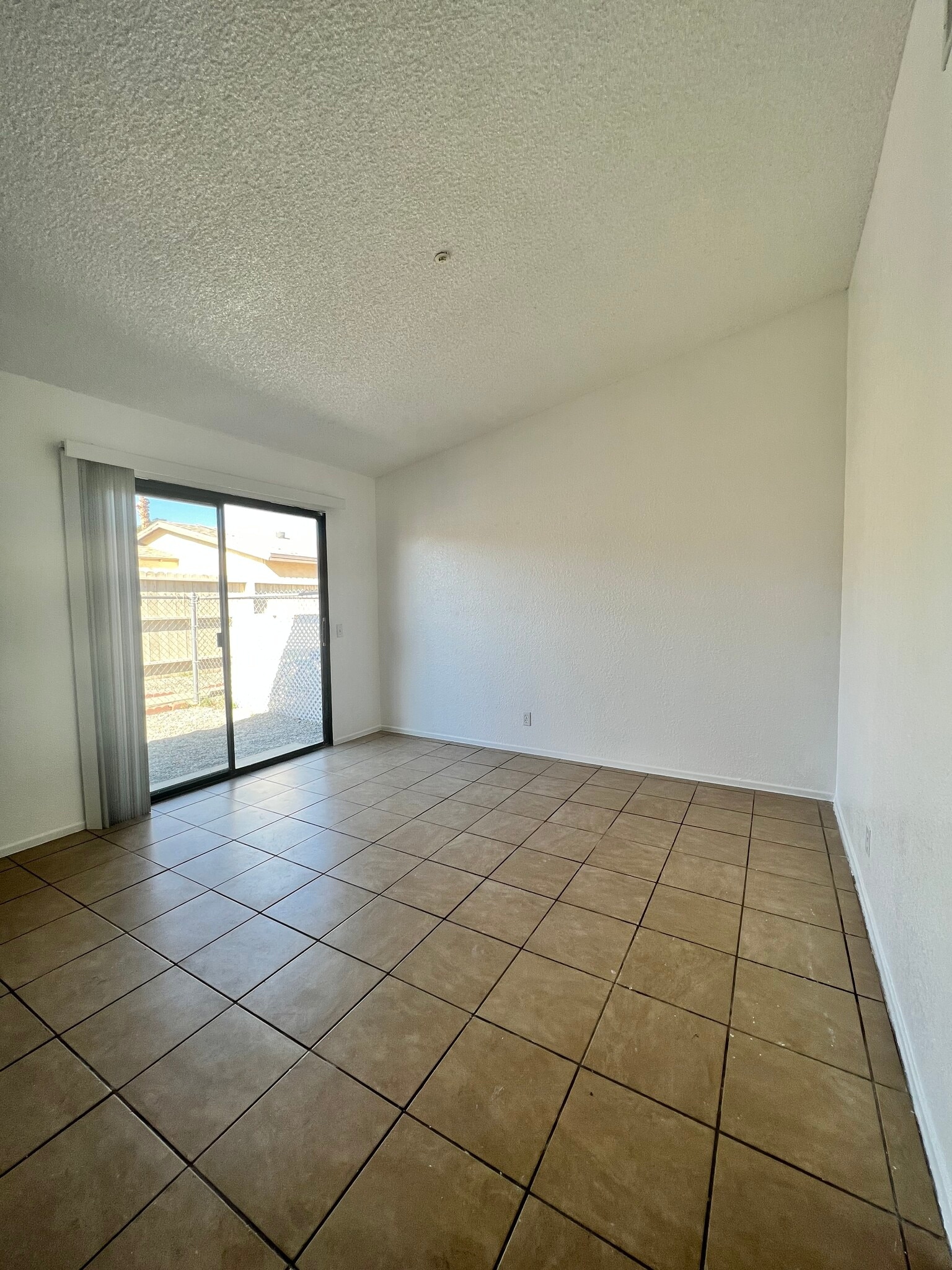 13901 Caliente Dr Unit B, Desert Hot Springs, CA 92240 - 13901 Caliente ...