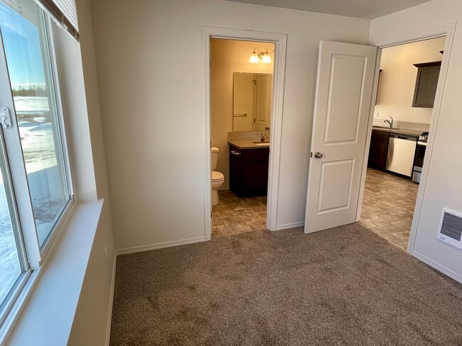 16512 Heath Dr, La Pine, OR 97739 - Townhome Rentals in La Pine OR ...