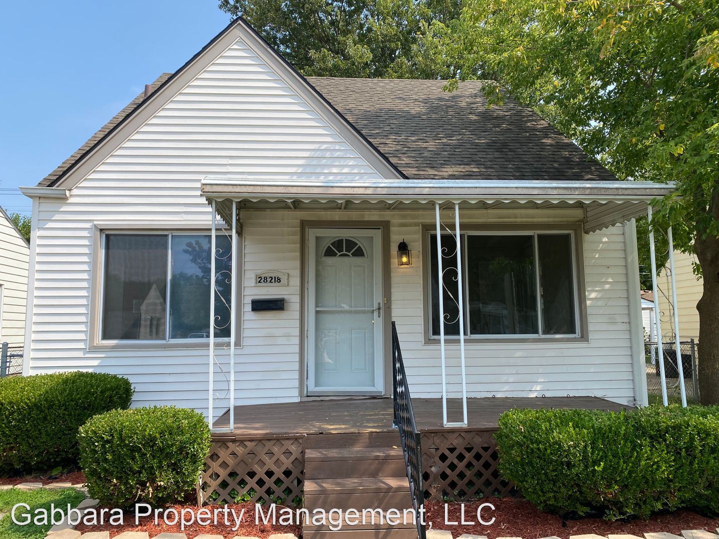 28218 Hillview St, Roseville, MI 48066 - House Rental in Roseville, MI ...