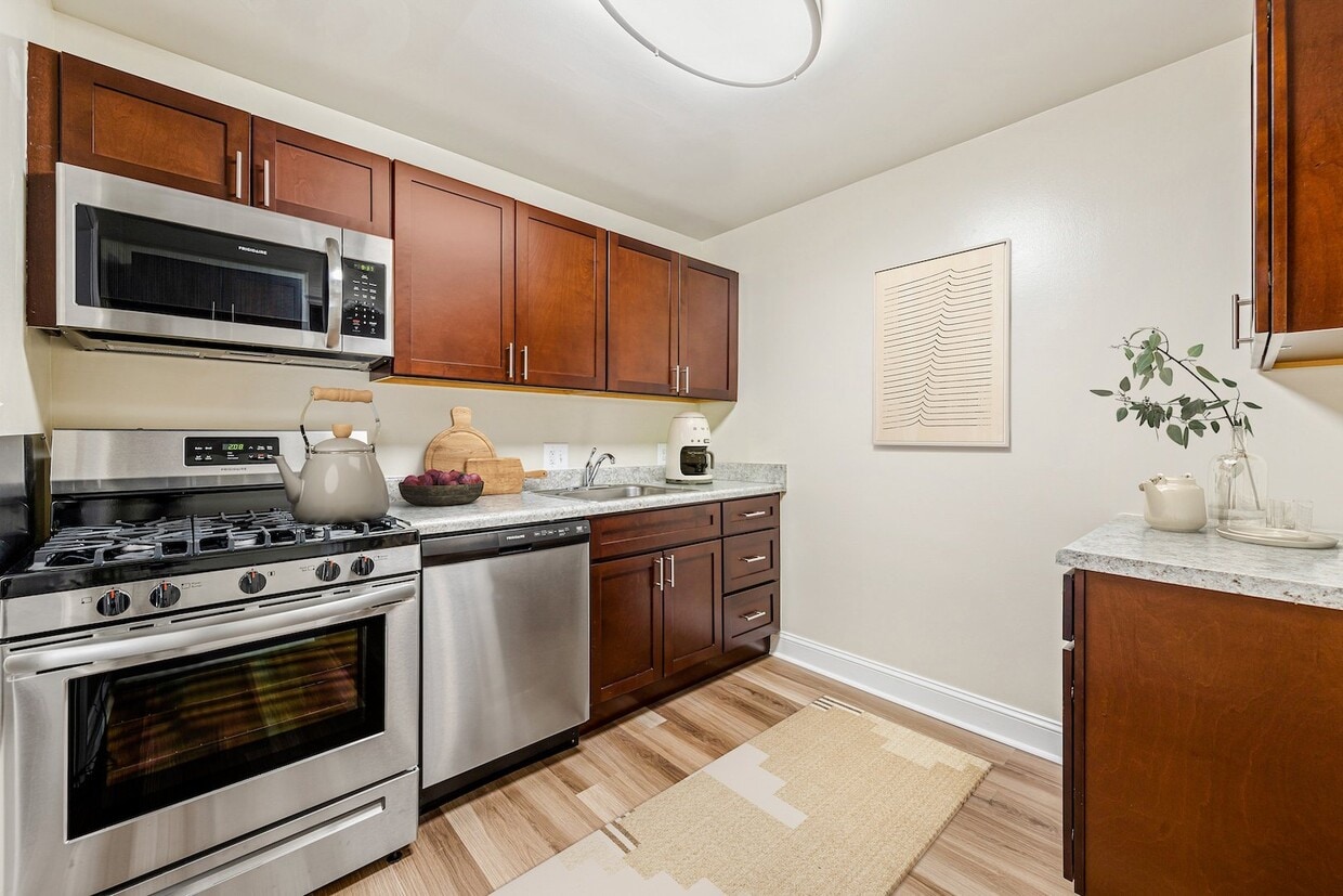 Summit Hills - 8484 16th St Silver Spring, MD 20910 | Apartments.com
