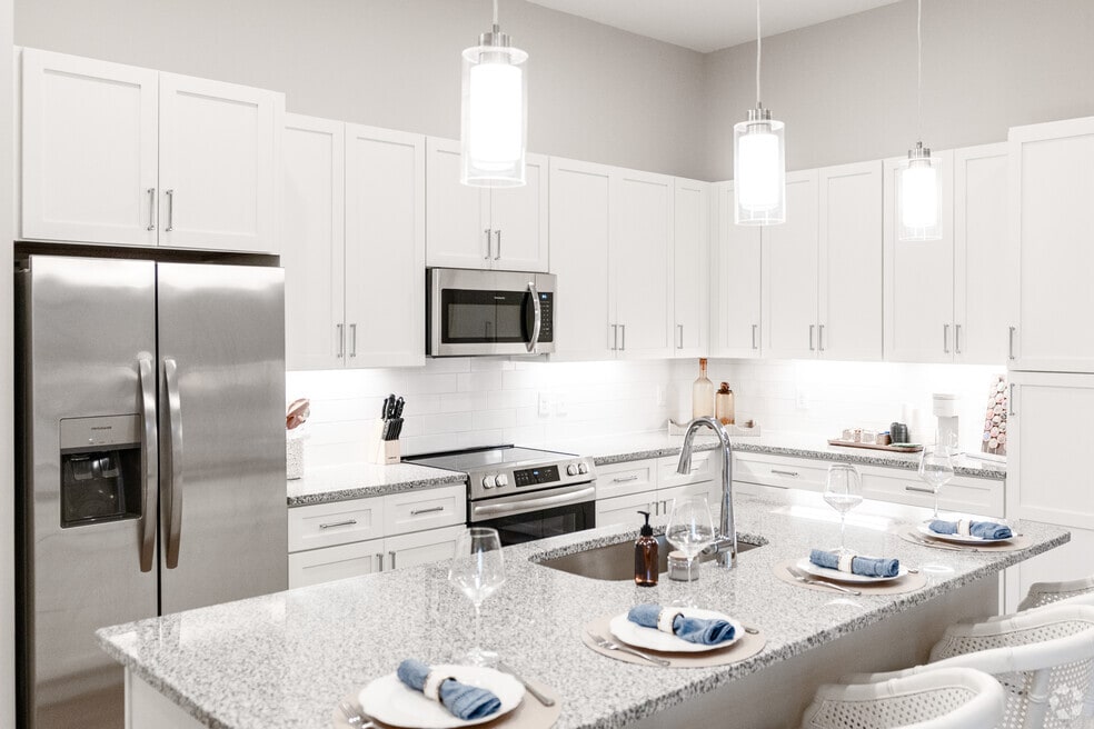 Senior Living Apartments for Rent Near Hamlet Grove | Apartments.com