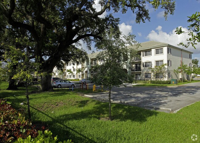 Valencia Pointe - Apartments in Miami, FL | Apartments.com