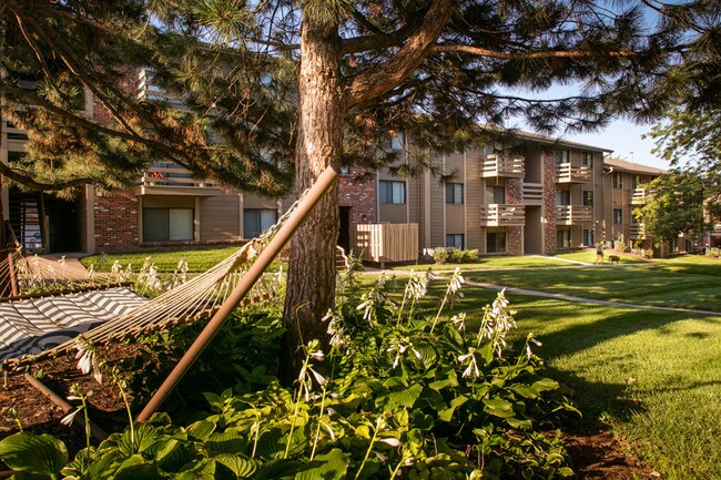 Spring Tree by Broadmoor Apartments - Omaha, NE | Apartments.com