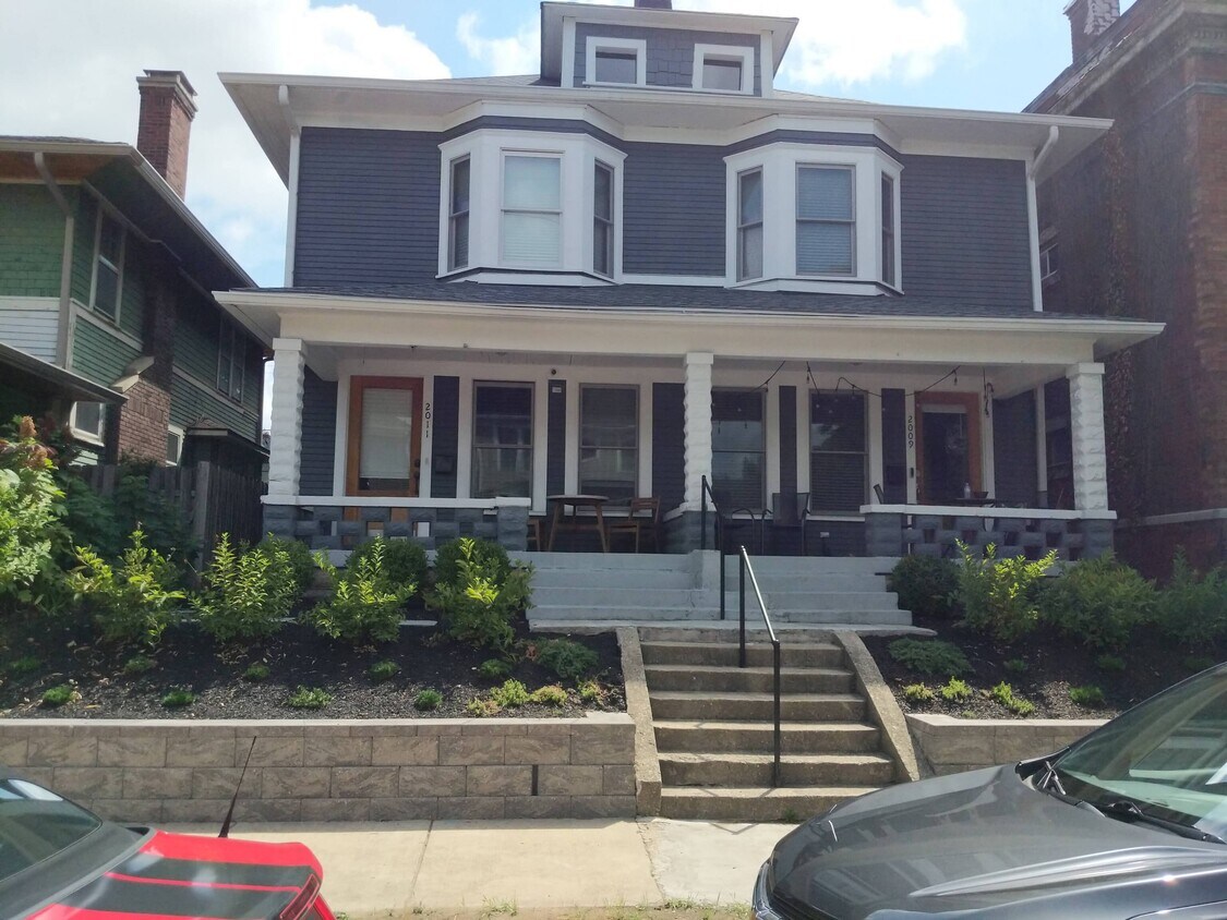 2009 N Talbott St, Indianapolis, IN 46202 - Townhome Rentals in ...