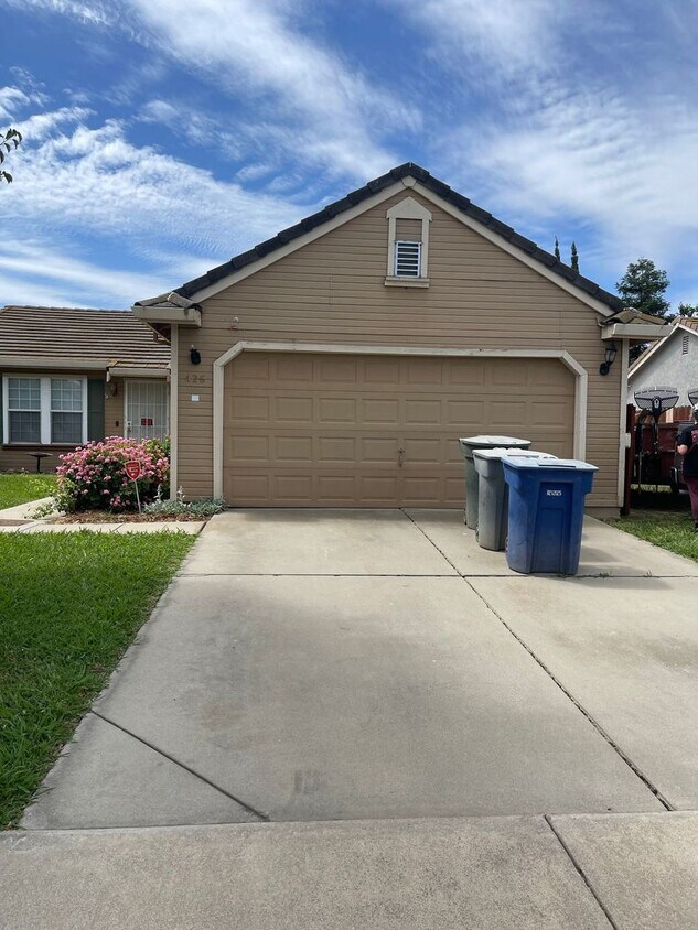 426 Rice Ct, Merced, CA 95348 - House Rental in Merced, CA | Apartments.com