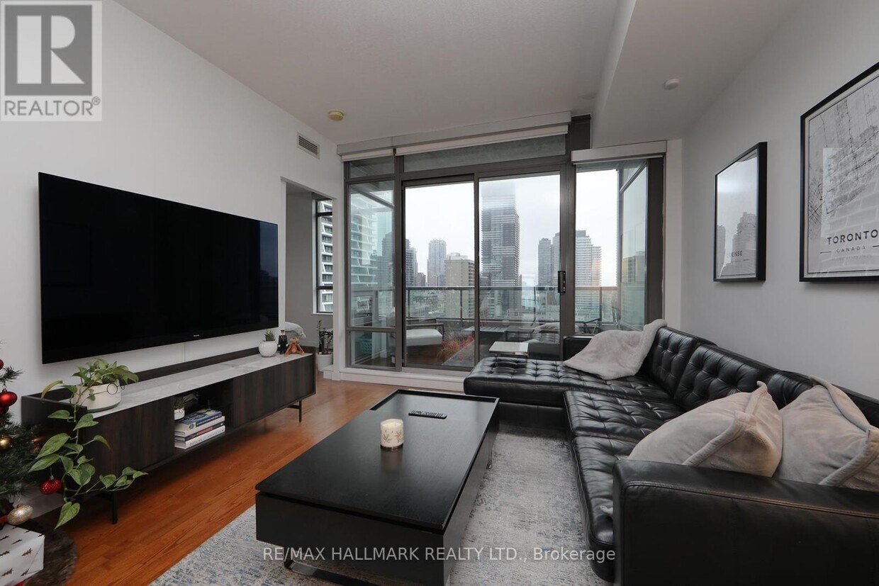 285-2285 Mutual St, Toronto, ON M4Y 3C5 - Maison à Louer à Toronto, ON ...