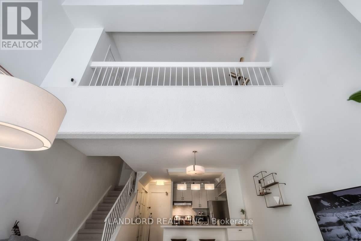 60 St Patrick St Unité 233, Toronto, ON M5T 2X5 - Appartement à Louer à ...