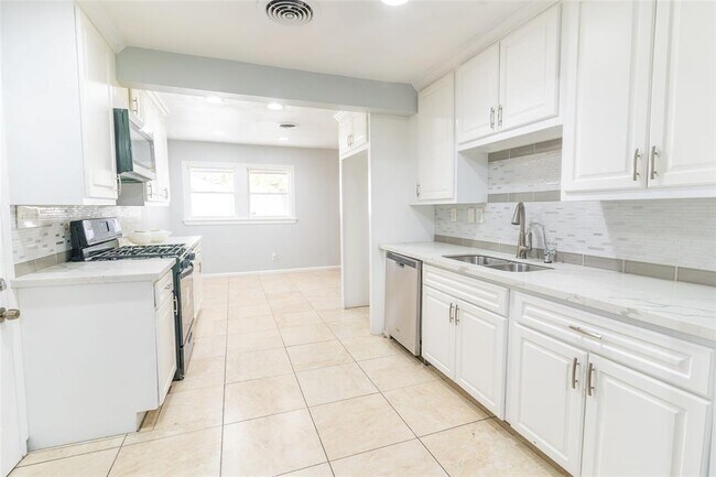 6907 Keller St, Houston, TX 77087 - House Rental in Houston, TX ...