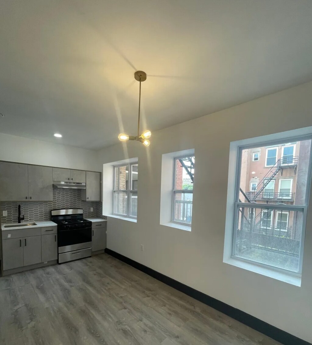 12 Thomas St, Newark, NJ 07114 - 12 Thomas St Newark, NJ 07114 ...