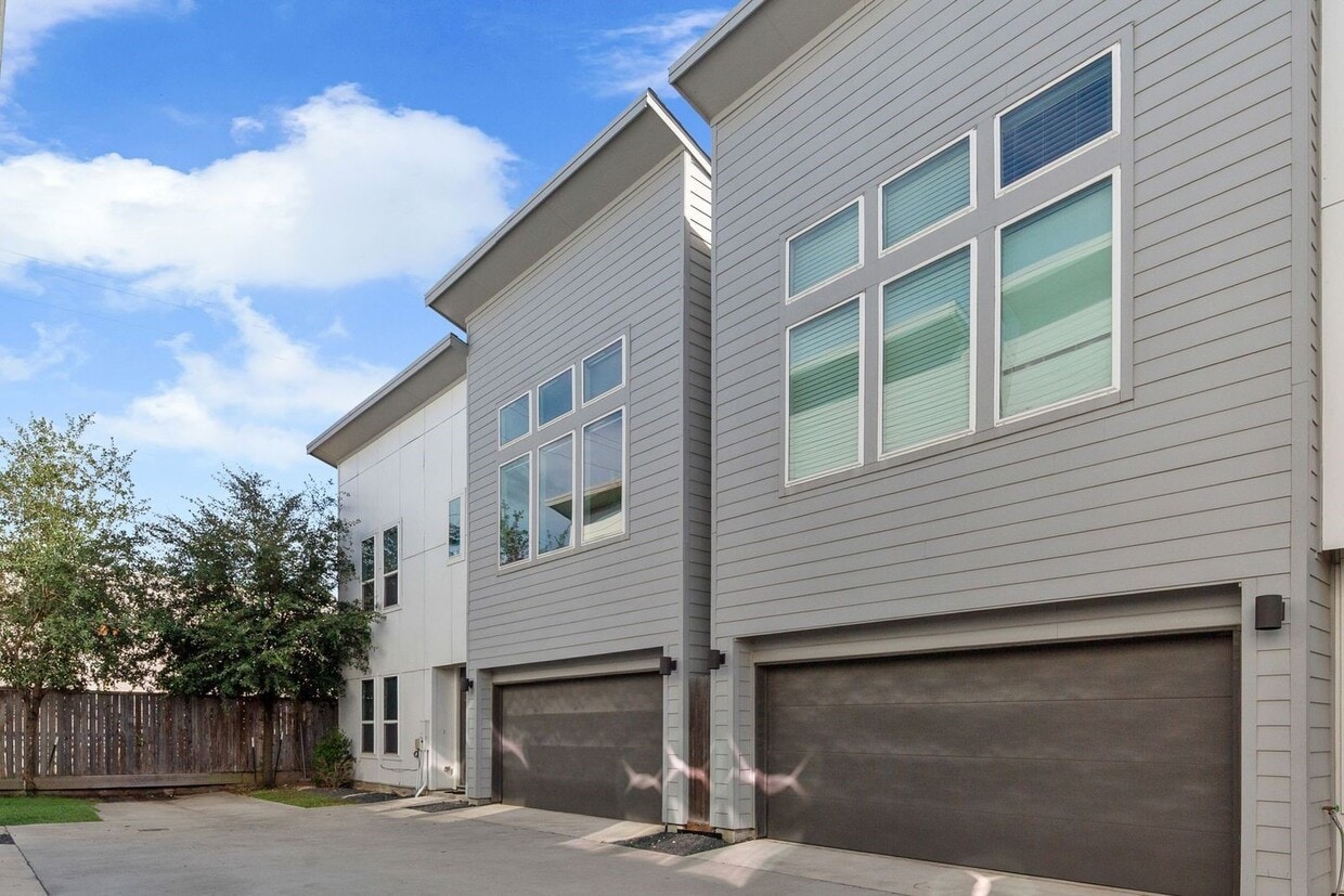 2210 Lou Ellen Ln, Houston, TX 77018 - Condo for Rent in Houston, TX ...