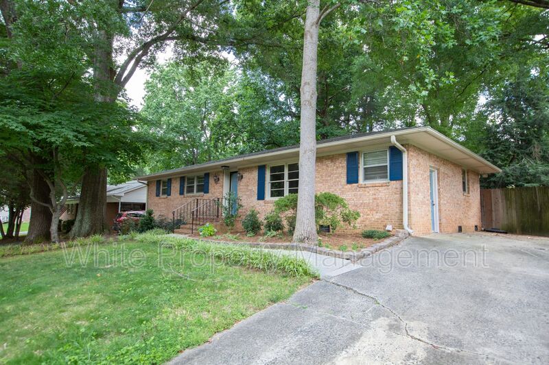 5207 Clearwater Rd, Charlotte, NC 28217 - House Rental in Charlotte, NC ...