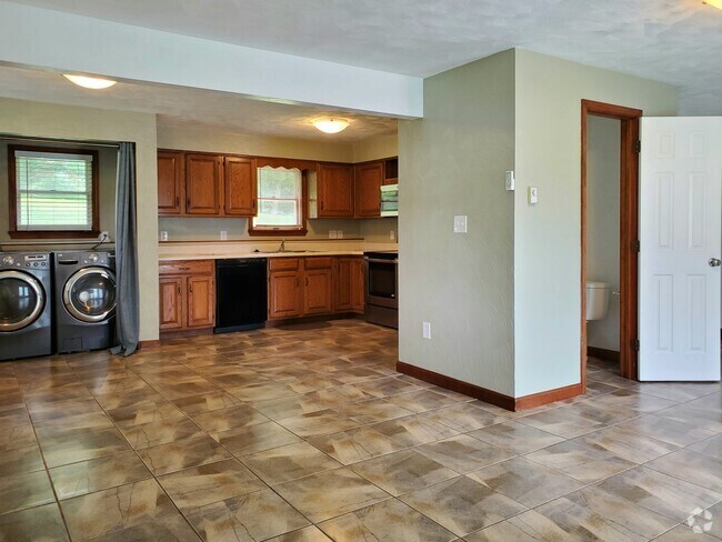 College Heights Student Apartments for Rent - State College, PA ...