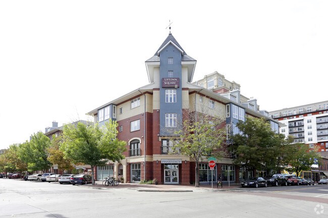 Uptown Square Apartment Homes Apartments Denver Co