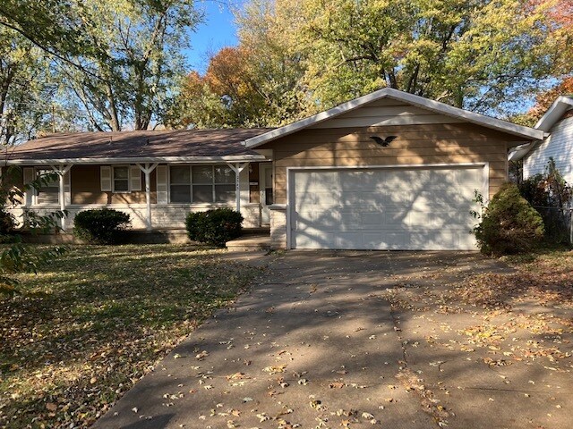 2545 S Nettleton Ave, Springfield, MO 65807 - House Rental in ...