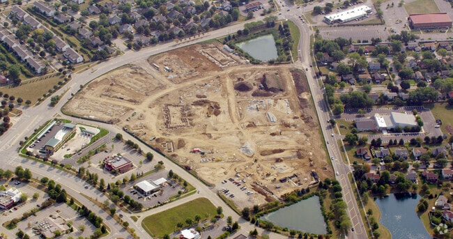 Springs at Lily Cache Creek Apartments - 1150 Lily Cache Ln Bolingbrook ...