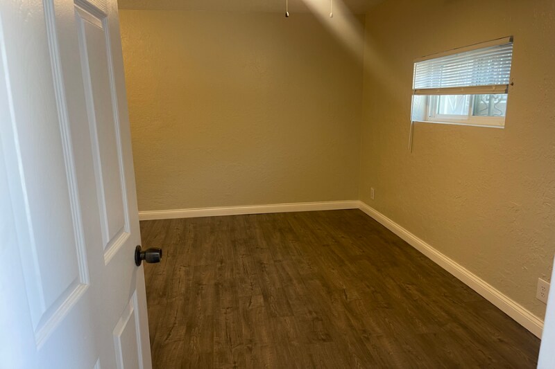 911 7th St SW, Albuquerque, NM 87102 | Apartments.com