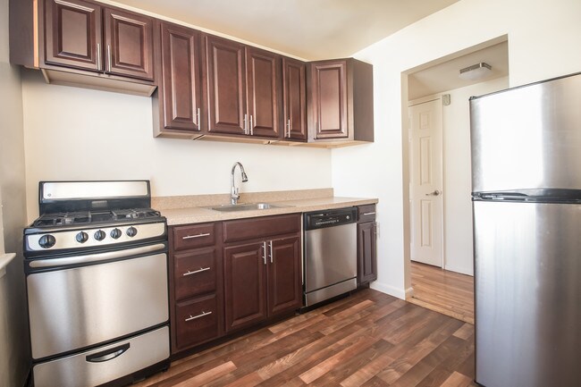 Fairway Gardens Rentals - Bloomfield, NJ | Apartments.com