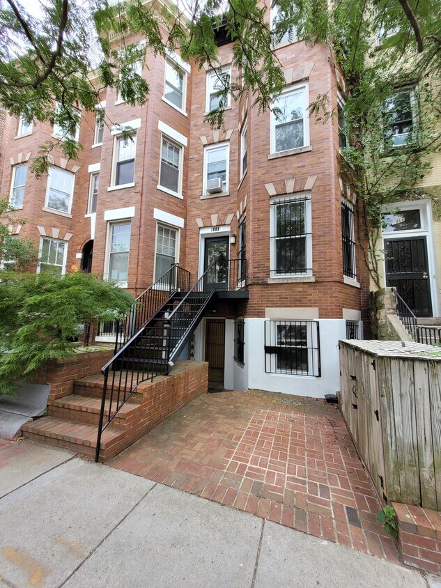 1866 California St NW Unit 3, Washington, DC 20009 - Condo for Rent in ...
