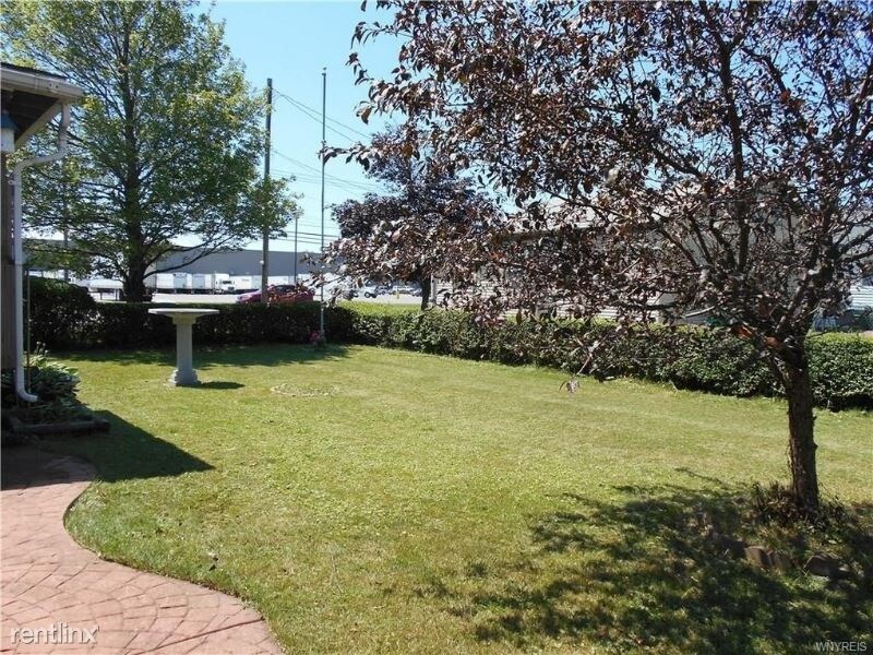 2494 George Urban Blvd, Depew, NY 14043 - House Rental in Depew, NY ...