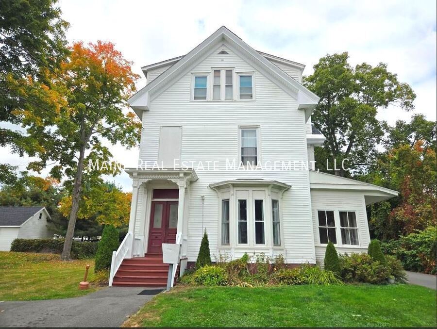 17 Boutelle Ave Unit 7, Waterville, ME 04901 - Room for Rent in ...