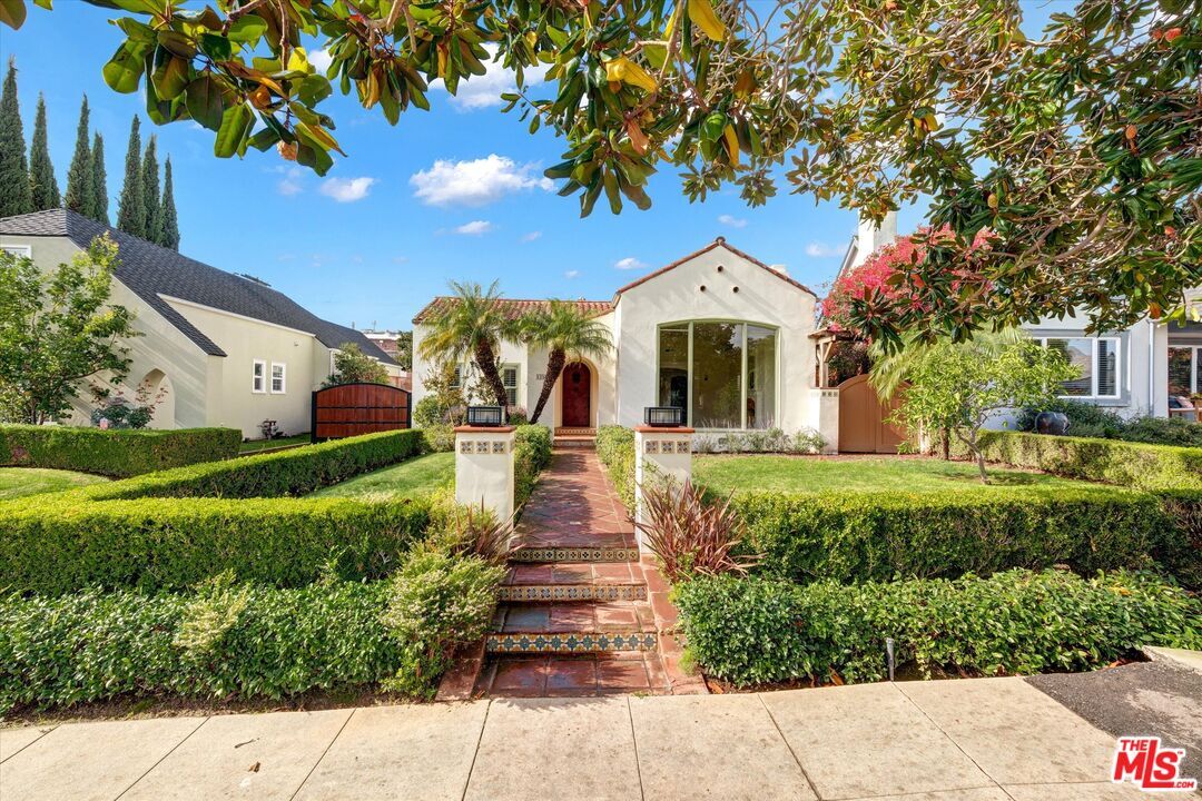 135 N Gower St, Los Angeles, CA 90004 - House Rental in Los Angeles, CA ...