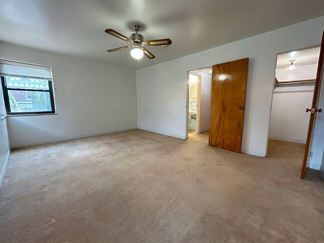 Regent Square - Apartments in Pittsburgh, PA | Apartments.com