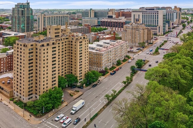 Parc Frontenac Apartments - St. Louis, MO | Apartments.com