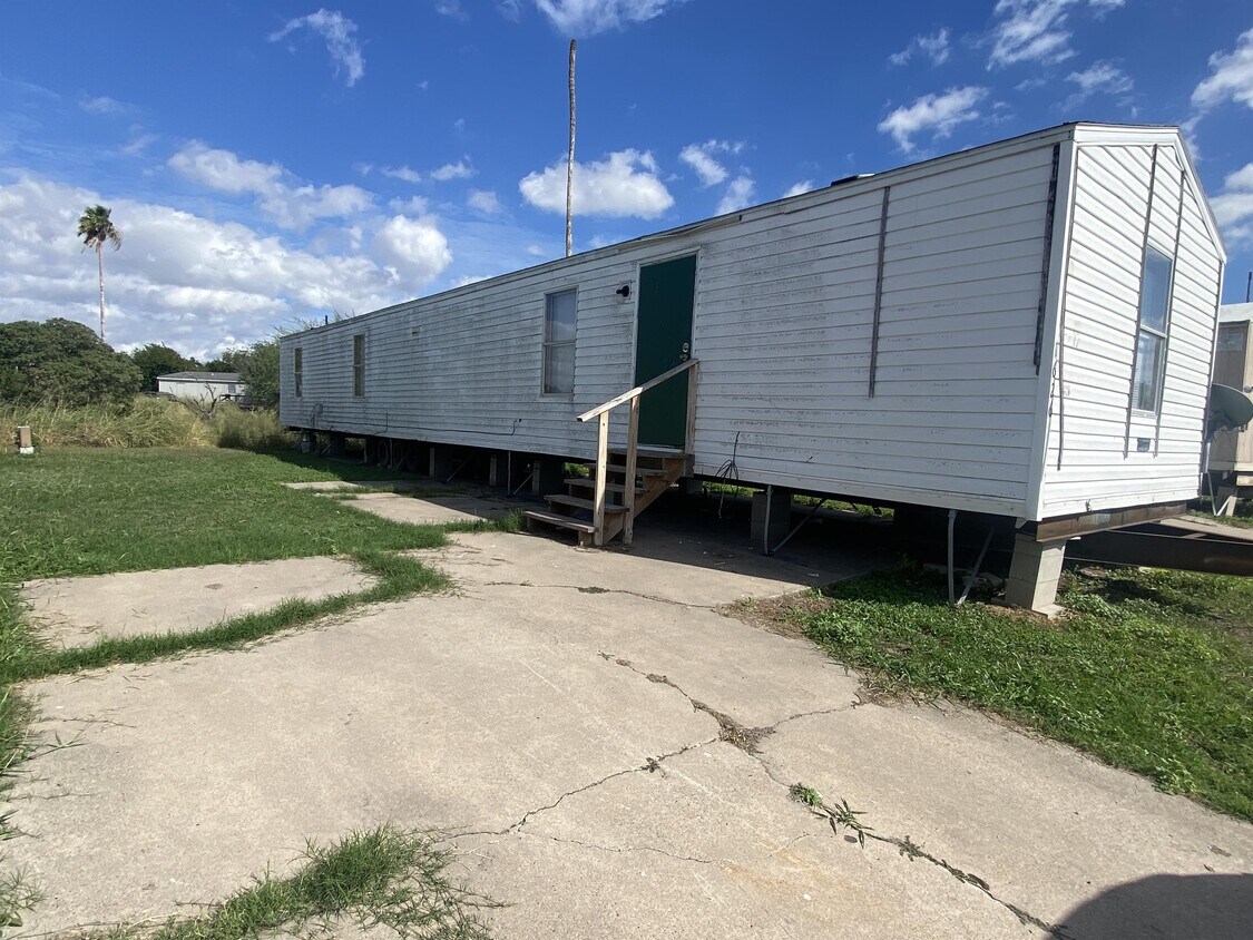 1626 Lackey St, Kingsville, TX 78363 - House Rental in Kingsville, TX ...