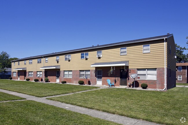 Falcon Way Townhomes Apartments - Rantoul, IL | Apartments.com