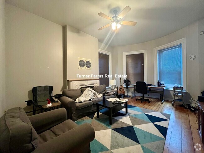 King Square Apartments for Rent with Hardwood Floors - Boston, MA - 19 ...