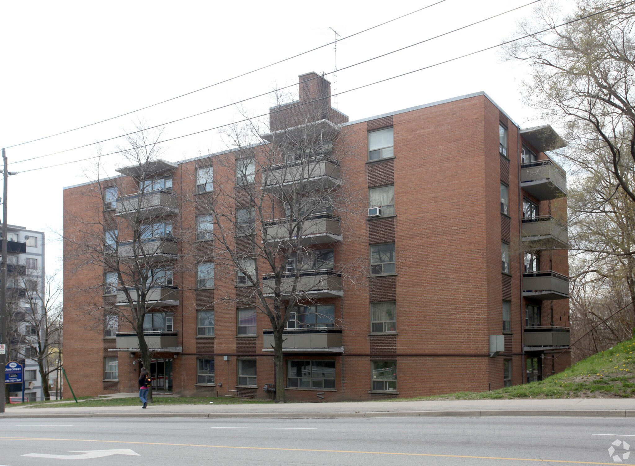 Suite Jane Apartments Apartments - 900 Jane St Toronto, ON | Apartments.com