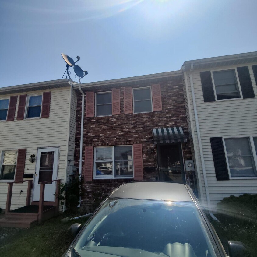 12 Chelsea Sq, Binghamton, NY 13905 - Townhome Rentals in Binghamton NY ...