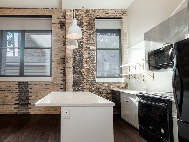 The Synagogue Apartments - Chicago, IL | Apartments.com