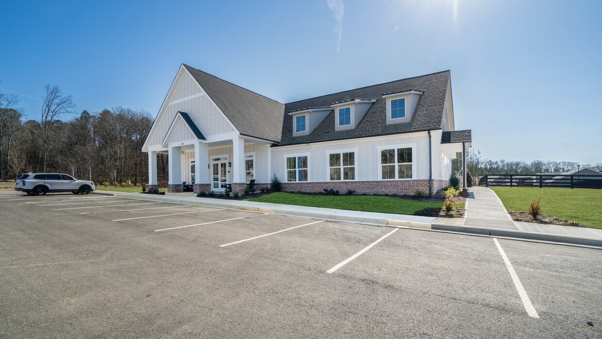 The Cottages at Battlefield Crossing - 40 Cottage Dr Ringgold, GA 30736 ...