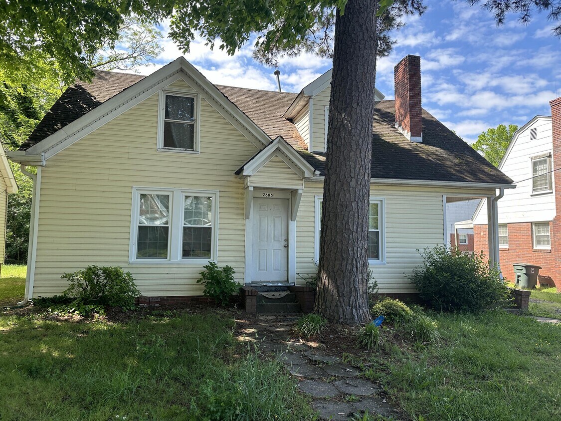 2605 Spring Garden St, Greensboro, NC 27403 - House Rental in ...