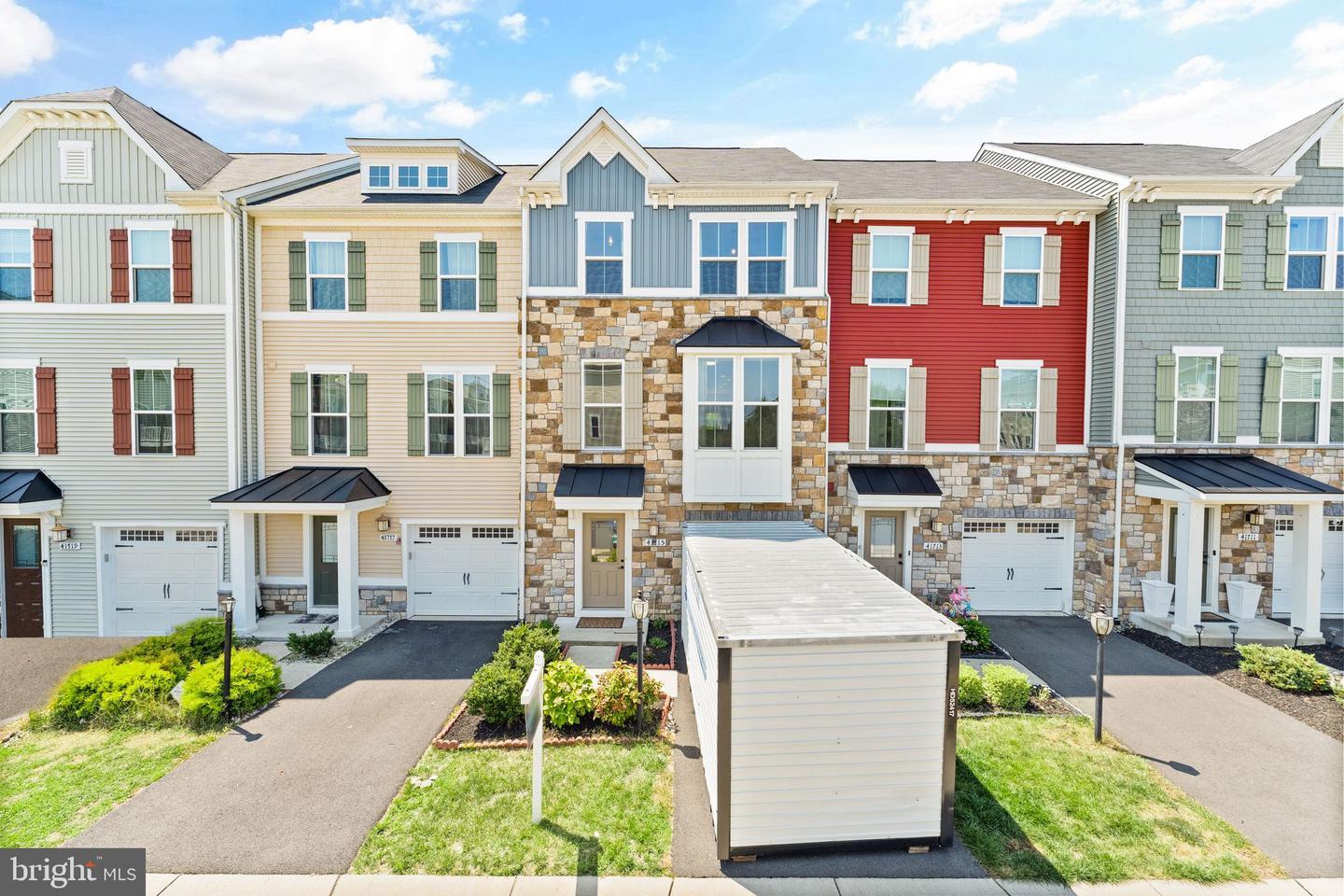 41715 McMonagle Square, Aldie, VA 20105 - Townhome Rentals in Aldie VA ...