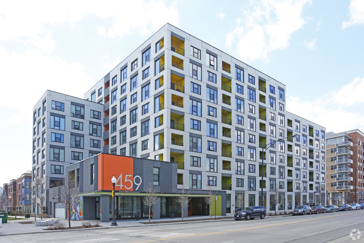 Terrace 459 - Apartments in Chicago, IL | Apartments.com