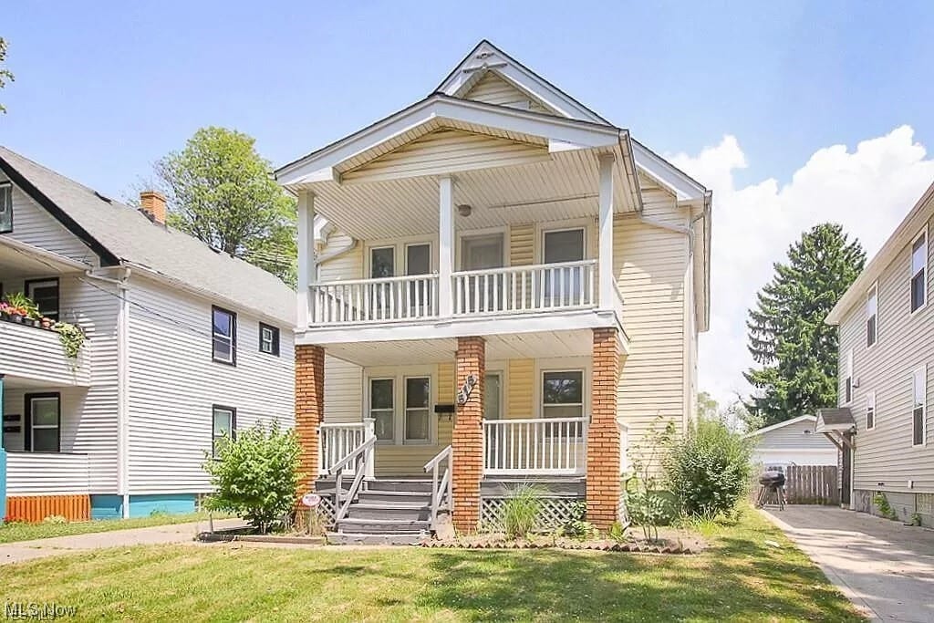 515 E 143rd St Unit Upstairs, Cleveland, OH 44110 - Room for Rent in ...