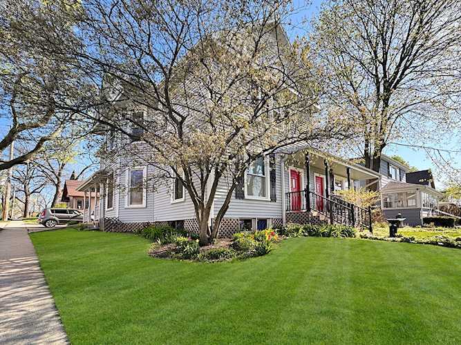 142 Broadway Unit 142, Libertyville, IL 60048 - 142 Broadway ...