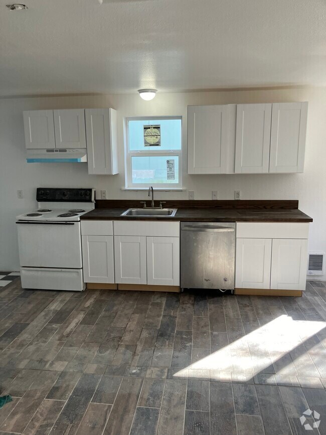 Samish Hill Apartments for Rent with a Yard - Bellingham, WA - Updated ...