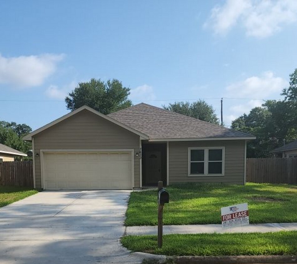 7633 Tully St, Houston, TX 77016 - House Rental in Houston, TX ...