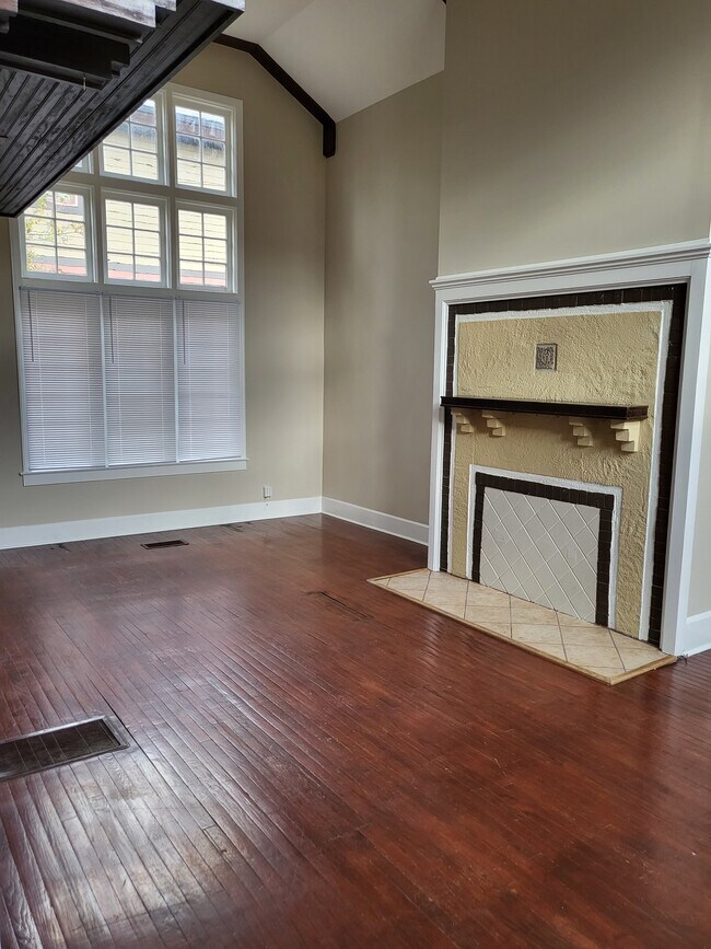 1924 N Talbott St Unit 3, Indianapolis, IN 46202 - Apartments in ...