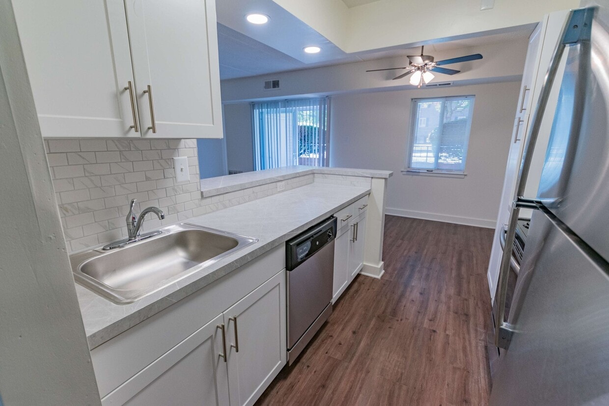 Paoli Place Arms Apartments - 77 S Valley Rd Paoli, PA 19301 ...