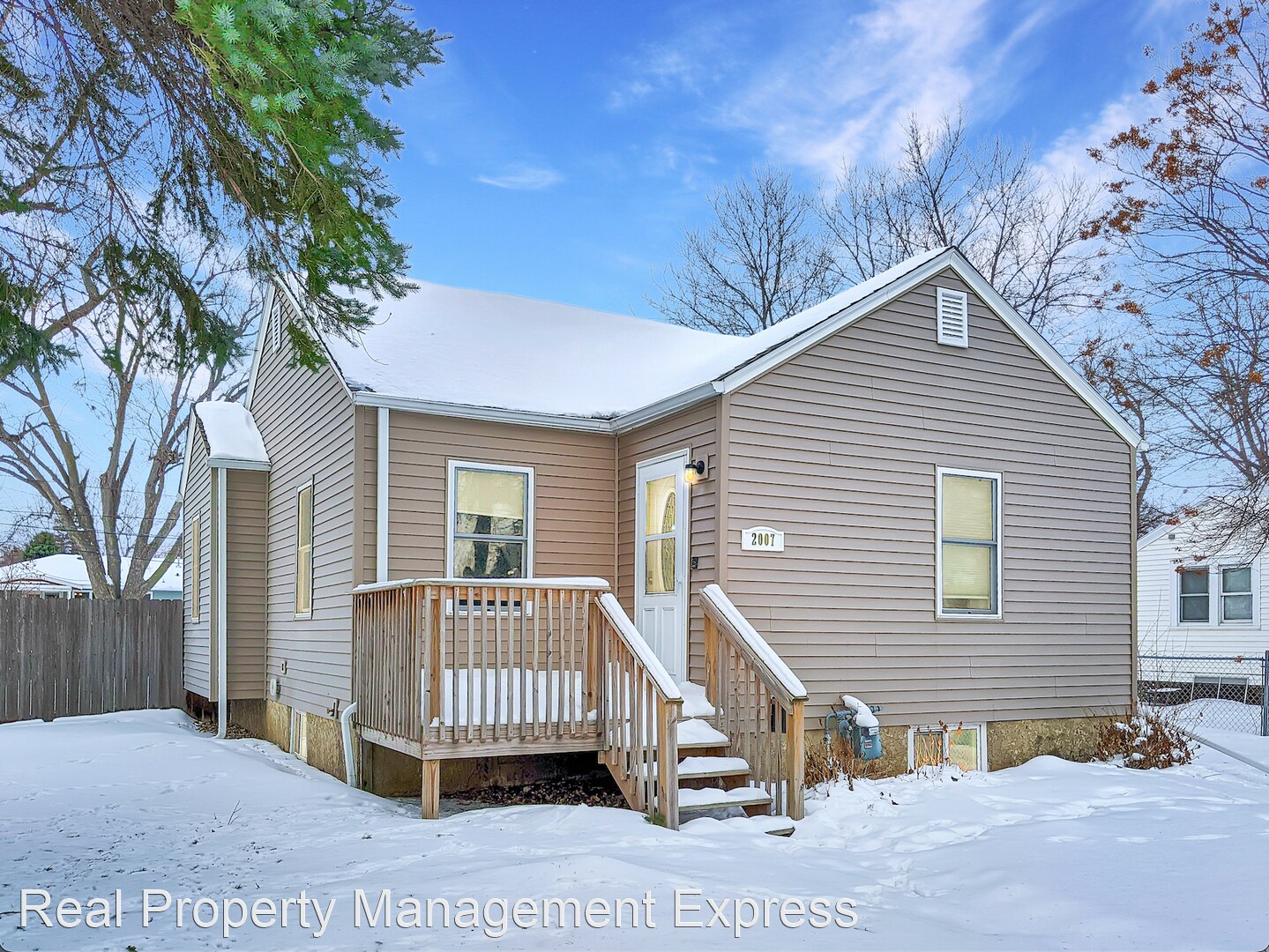 2007 S Spring Ave, Sioux Falls, SD 57105 - House Rental in Sioux Falls ...
