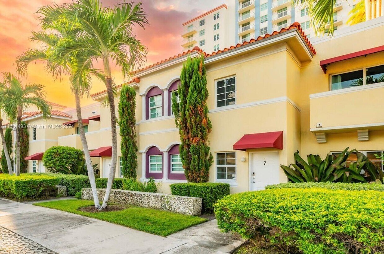 3001 SW 22nd Terrace Unidad TH-7, Miami, FL 33145 - Condominio de renta ...