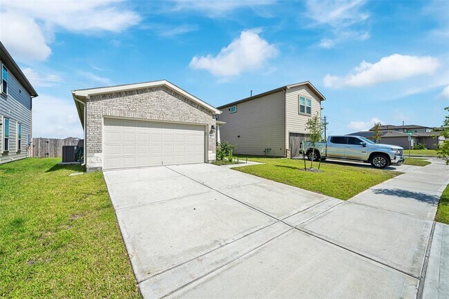10704 Fairview Lndg Dr, Houston, TX 77075 - House Rental in Houston, TX ...