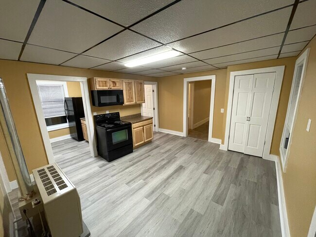 323 Spruce St Unit 3, Manchester, NH 03103 - 323 Spruce St Manchester ...