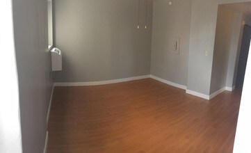 Commodore Regency Apartments Rentals - Los Angeles, CA | Apartments.com