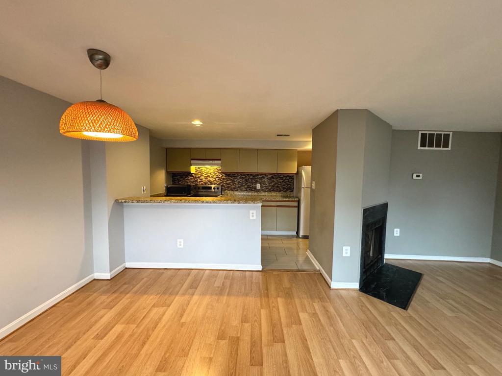 4405 Pembrook Village Dr, Alexandria, VA 22309 - Townhome Rentals in ...